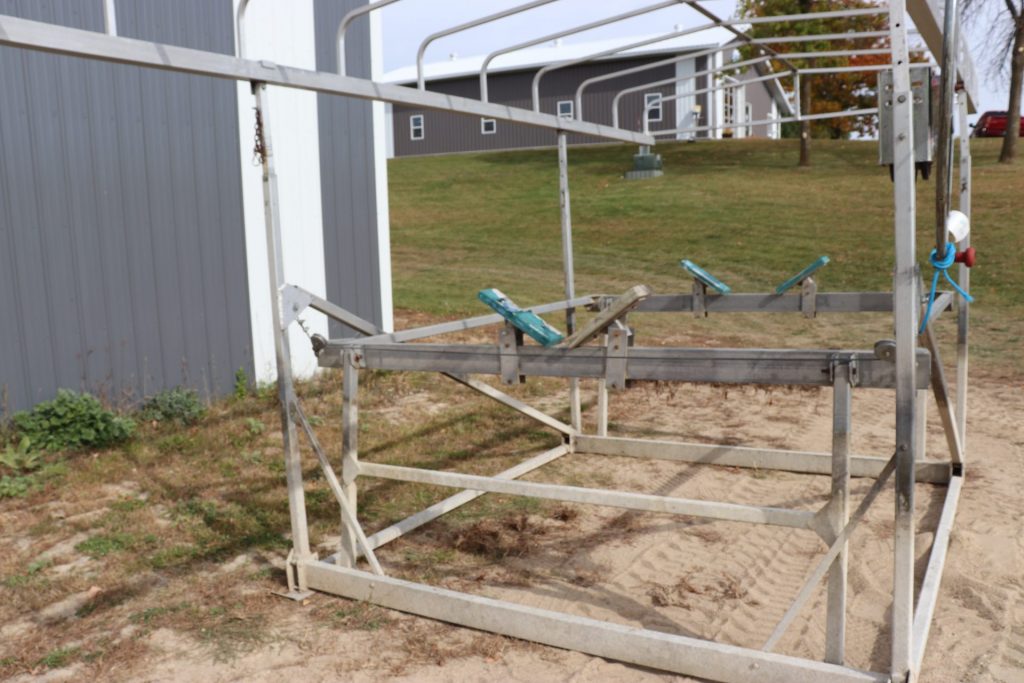 ShoreMaster Boat Lift w/ Hewitt Canopy (#1322) - Carlson Dock & Barge