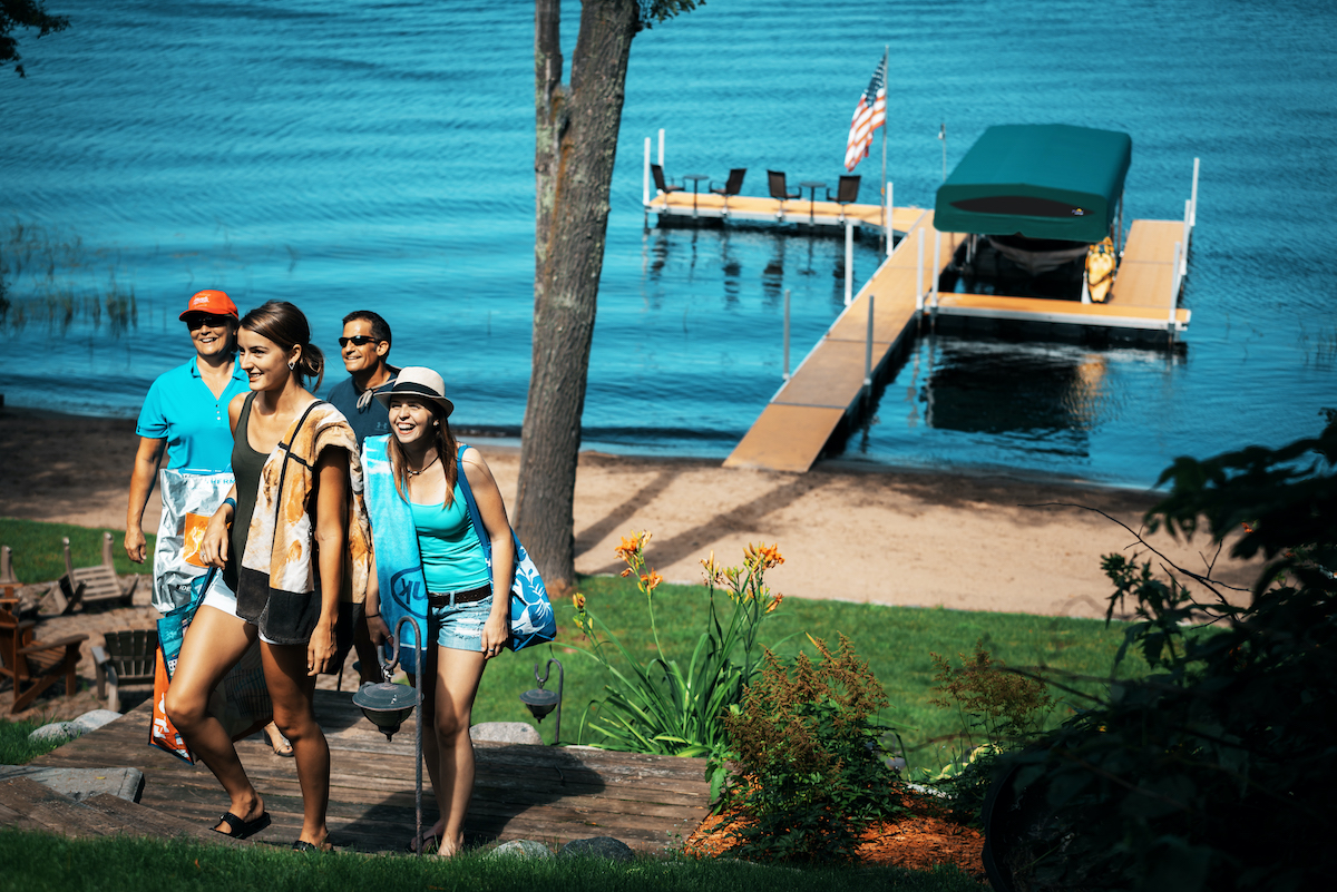 FLOE Boat Lifts - Carlson Dock & Barge