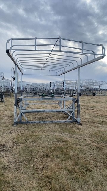 Hewitt Boat Lift (#1842) - Carlson Dock & Barge